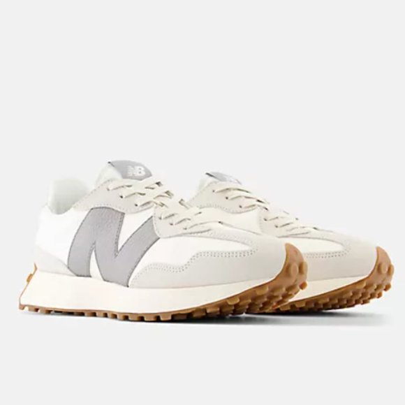 New Balance | Shoes | New Balance 327 Unisex W95m8 Casual Sneakers ...